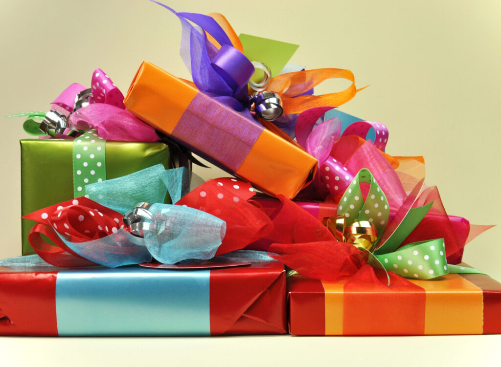 Ultimate Non-Toxic, Organic & Natural Holiday Gift Guide 2025 - MAMAVATION